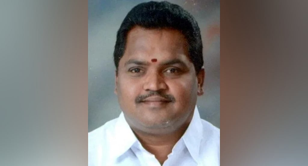 AIADMK expels former MLA KS Vijayakumar for supporting BJP’s three-language policy campaign