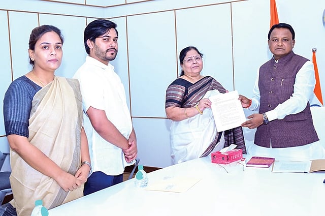 Naba Das’ family meets CM Mohan Charan, hands letter for CBI probe