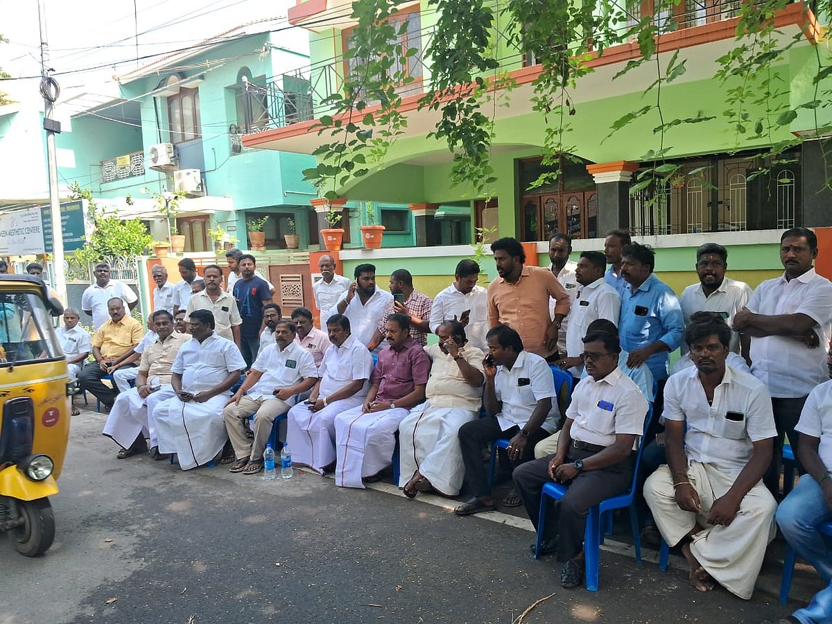 ED raids TN minister KN Nehru’s properties; DMK supporters allege ...