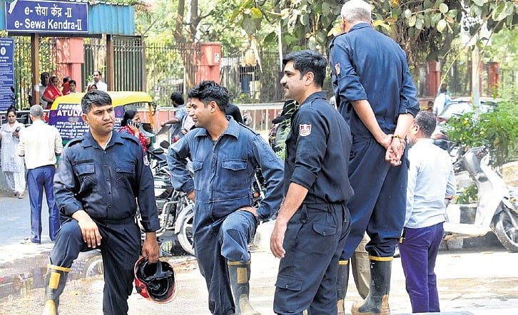 Dwarka court evacuated after bomb threat, nothing suspicious found