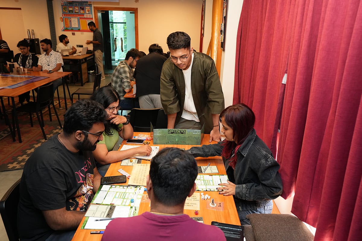 Do not Disturb: Game in Progress