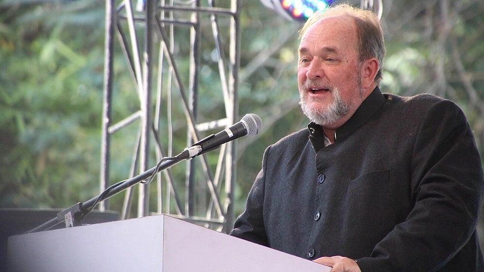 William Dalrymple Challenges The Guardian’s View on India’s Reading Culture
