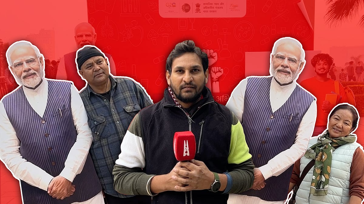 PM Narendra Modi Selfie Points is it a good move to spend public money ...