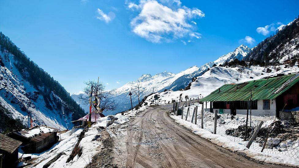 Sikkim : இமயமலையின் மடியில் அமைந்திருக்கும் சிக்கிமில் பார்க்க வேண்டிய ...