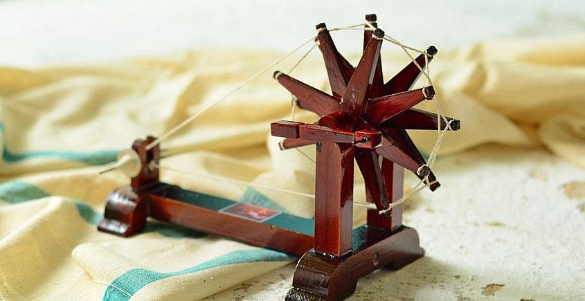 How Gen Z is Greasing Wheels of Handloom Weaving – Outlook Business