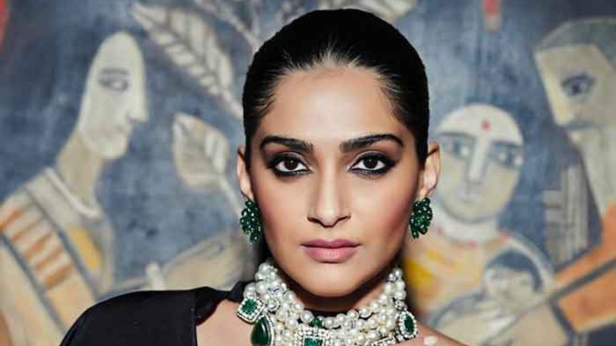 Sonam Kapoor Reveals She Has Shed 20 Kgs Weight Post-Pregnancy, Says ...
