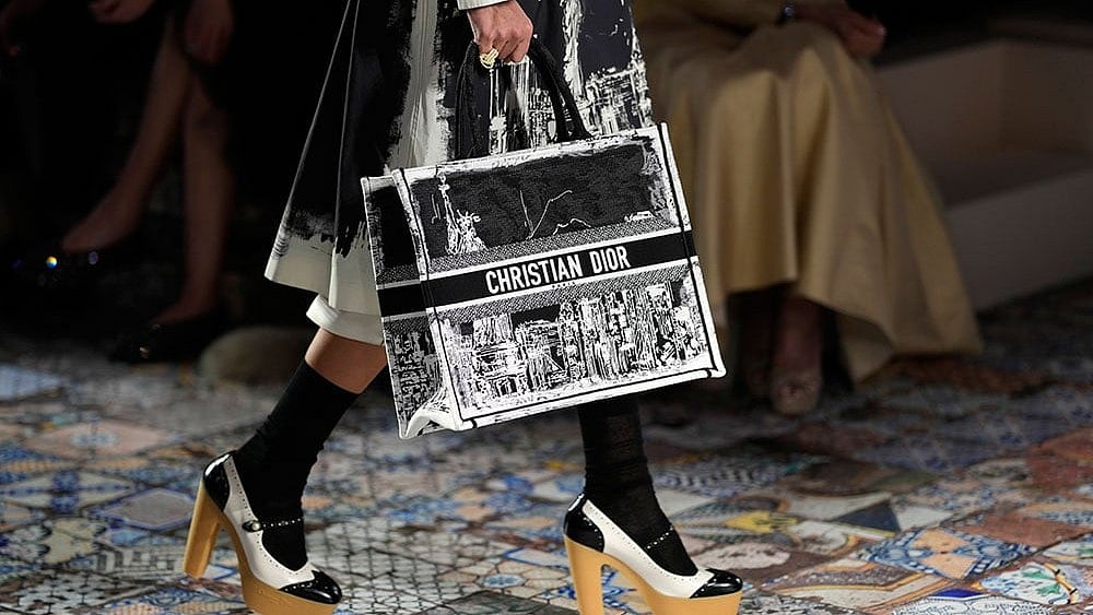 Dior Pre-Fall Ready-To-Wear Collection: Models Grace The Ramp And ...