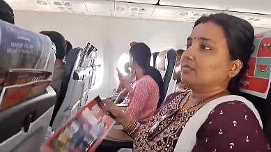 SpiceJet Air Hostess Welcomes Her Parents Onboard In This Wholesome ...