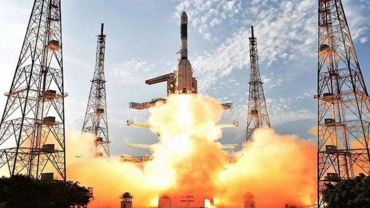 ISRO Successfully Carries Out Vacuum Ignition Trial Of Cryogenic Engine ...