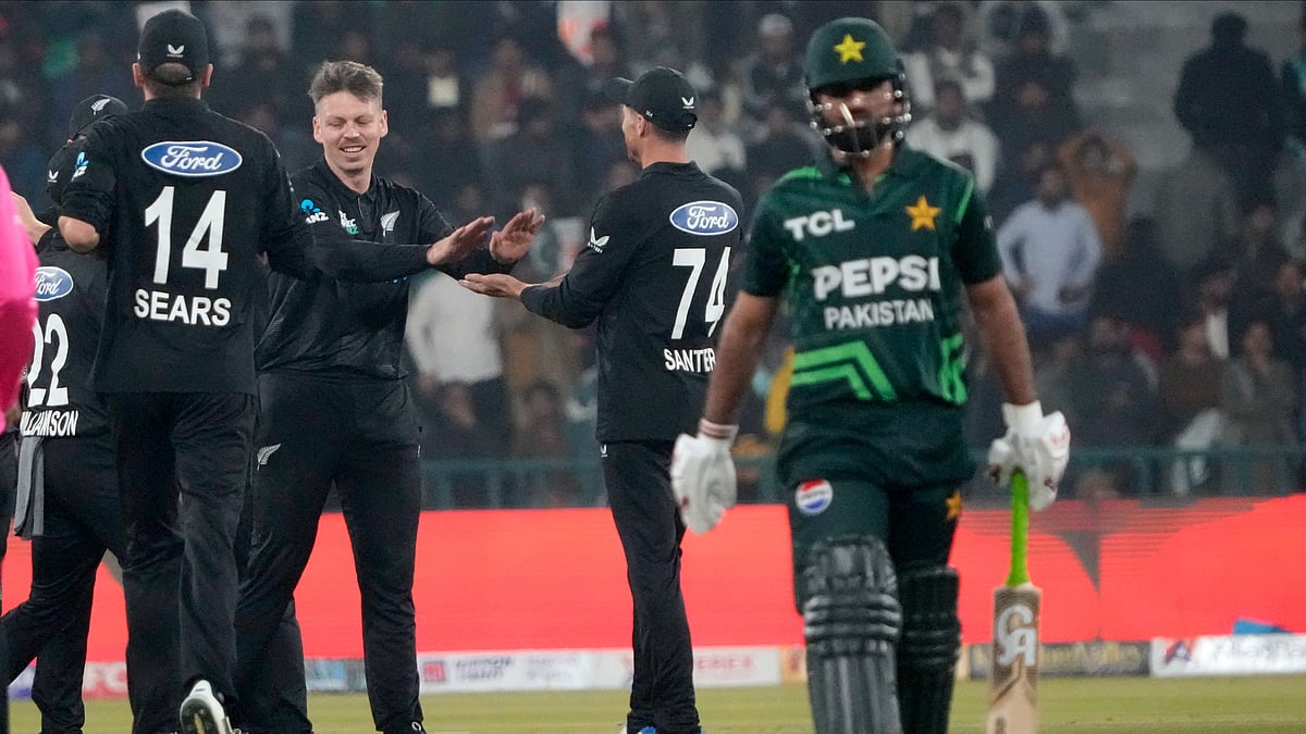 PAK Vs NZ Highlights, Pakistan ODI Tri-Series 2025: Kiwis Hand Hosts 78 ...