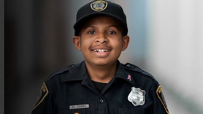 13-Year-Old Cancer Patient DJ Daniel Appointed to Secret Service by ...