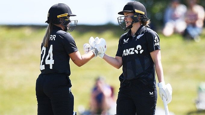 New Zealand Women Vs Sri Lanka Women 2nd ODI: Maddy Green, Hannah Rowe ...