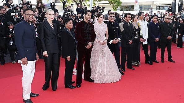 Homebound Premieres At Cannes 2025: Janhvi Kapoor, Ishaan Khatter ...
