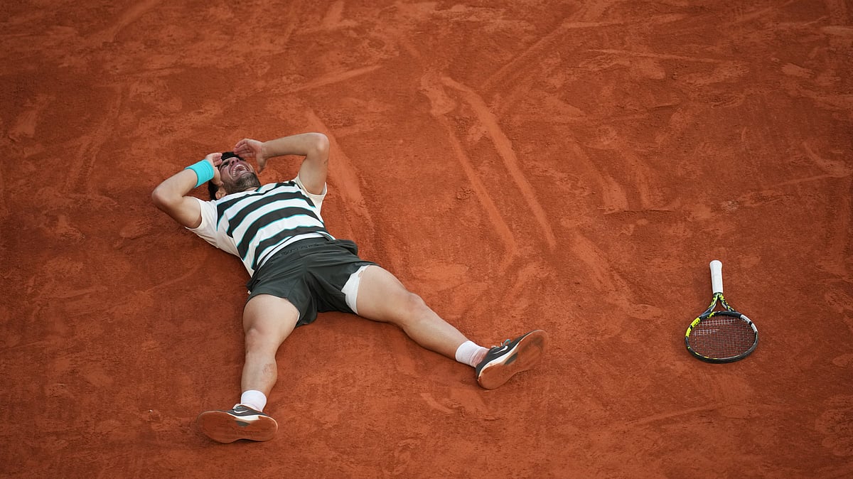 Carlos Alcaraz Beats Jannik Sinner To Claim The Fifth Roland Garros ...