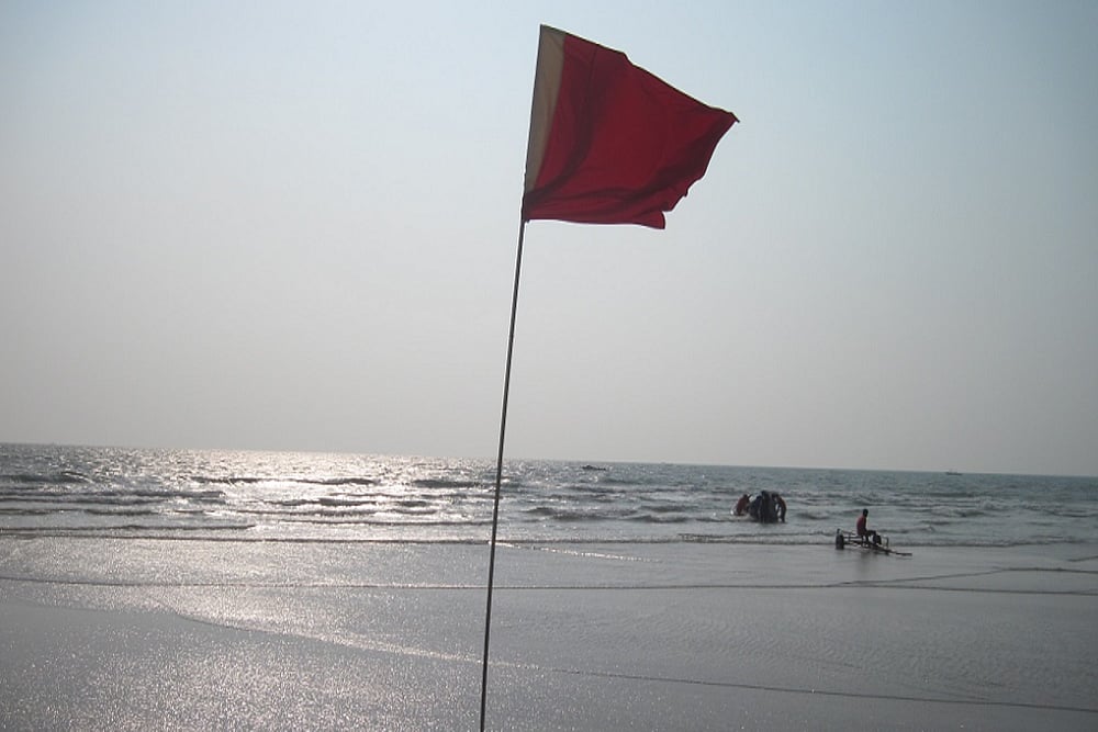 In Goa, red flags go up on beaches after tourist deaths