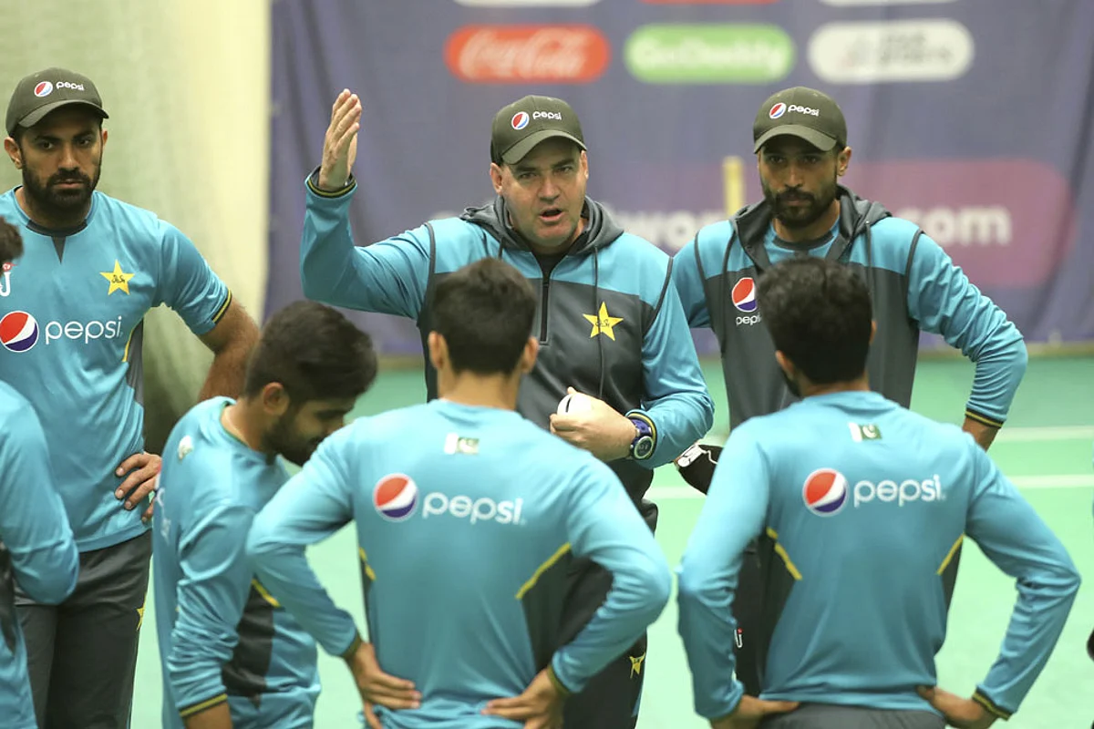 Pcb Confirm The Appointment Of Mickey Arthur As Pakistan Mens Team
