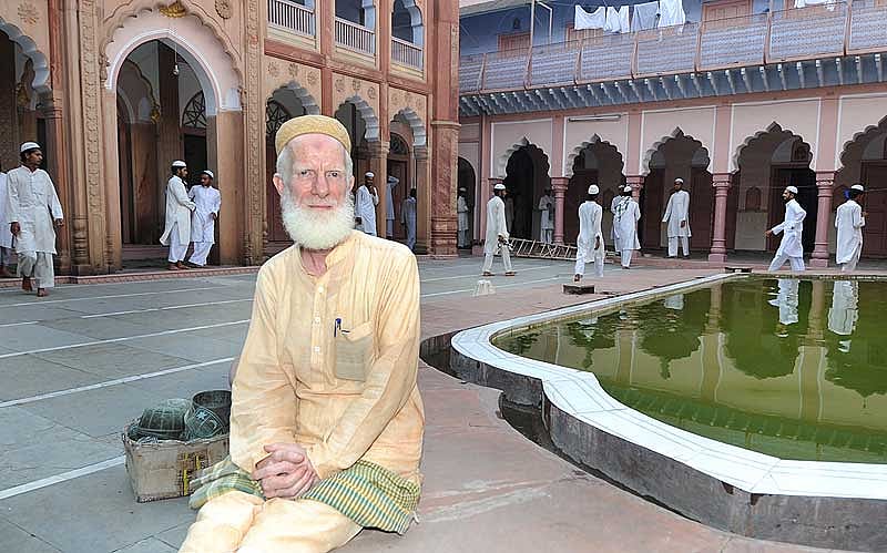 Meet John Mo | Outlook India