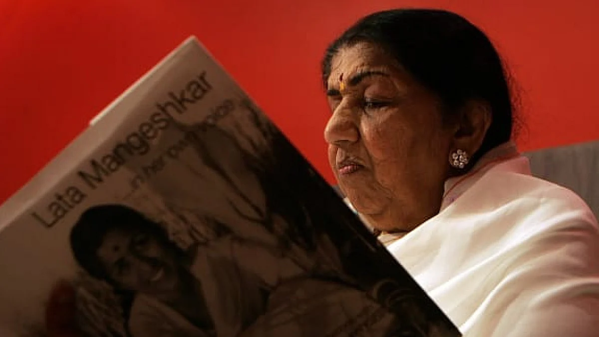 Rip Lata Mangeshkar 10 Lesser Known Facts About The Legendary Playback Singer