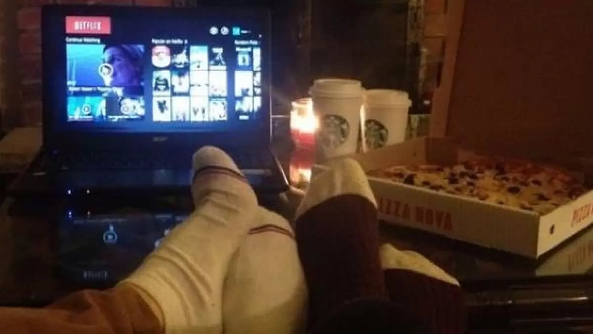 8 Best Movies To Watch With Your Partner In This Cuddle Season ...