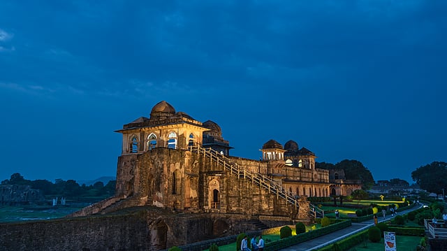 Mandu Set For Major Tourism Boost With Homestays And More
