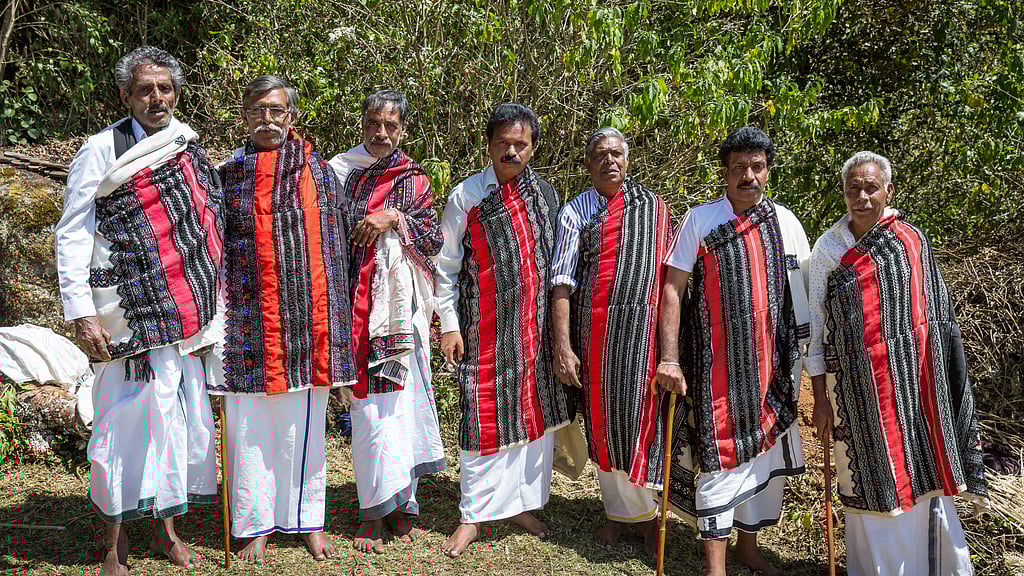 Meet Tamil Nadu's Toda Tribe Known For Pukhoor Embroidery