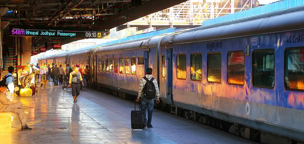 RailOne App Launched By Indian Railways; Here's All the features of ...