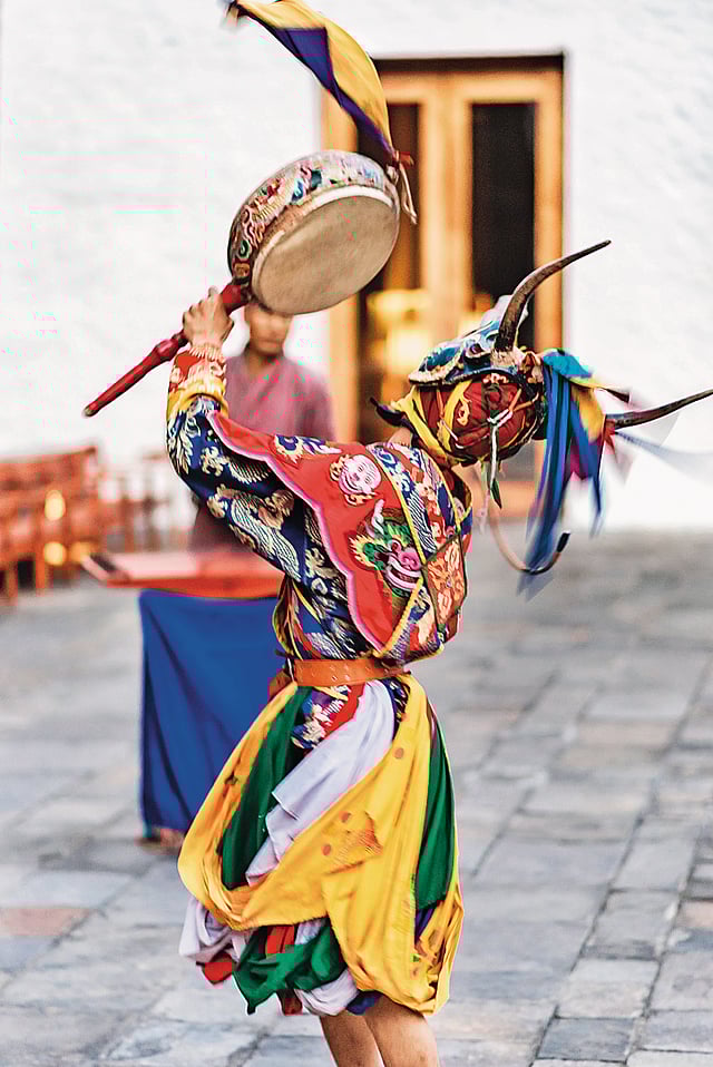 Bhutan Travel Guide: To The Land Of The Thunder Dragon