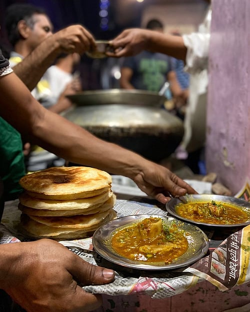Places To Visit In Lucknow For The Best Street Food