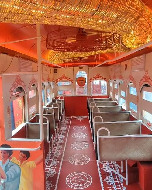 This Stunning Tramcar Has Been Decked Out For Durga Puja