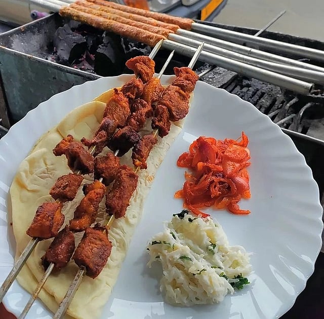 Street Foods In Kashmir That Deserve Your Attention