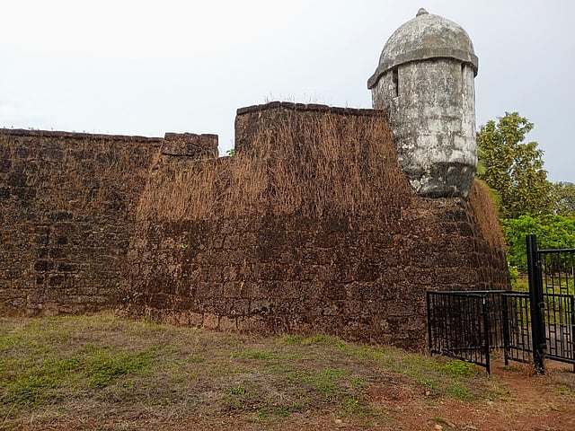 5 Forts You Must Visit When In Goa