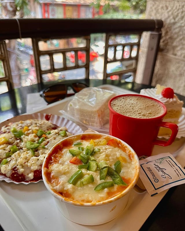 Iconic Eateries In Pune That Have Stood The Test Of Time