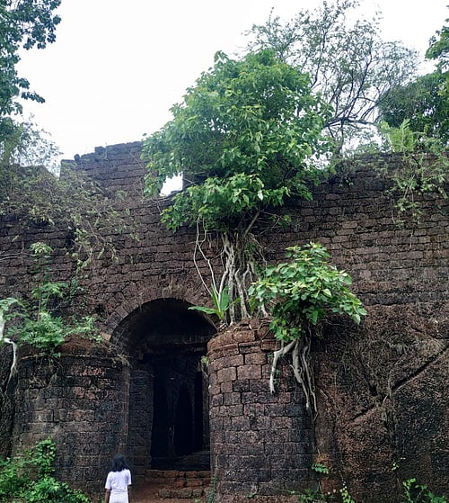 5 Forts You Must Visit When In Goa