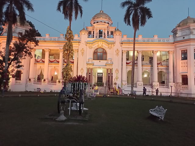 Experience The Royal Life Of Yore At A Bengal Rajbari