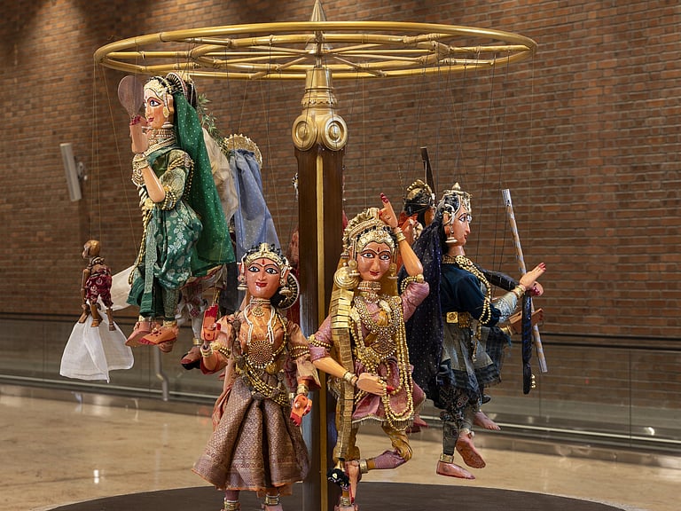 Artworks At Bengaluru Airport's T2 Are An Ode To Human Emotions