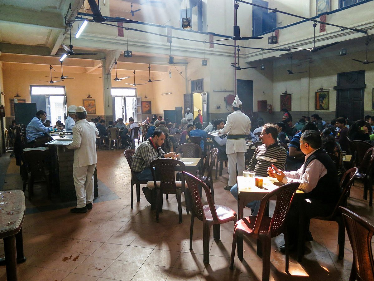 Nostalgic Nosh: Eateries From The Pre-Independence Era In India