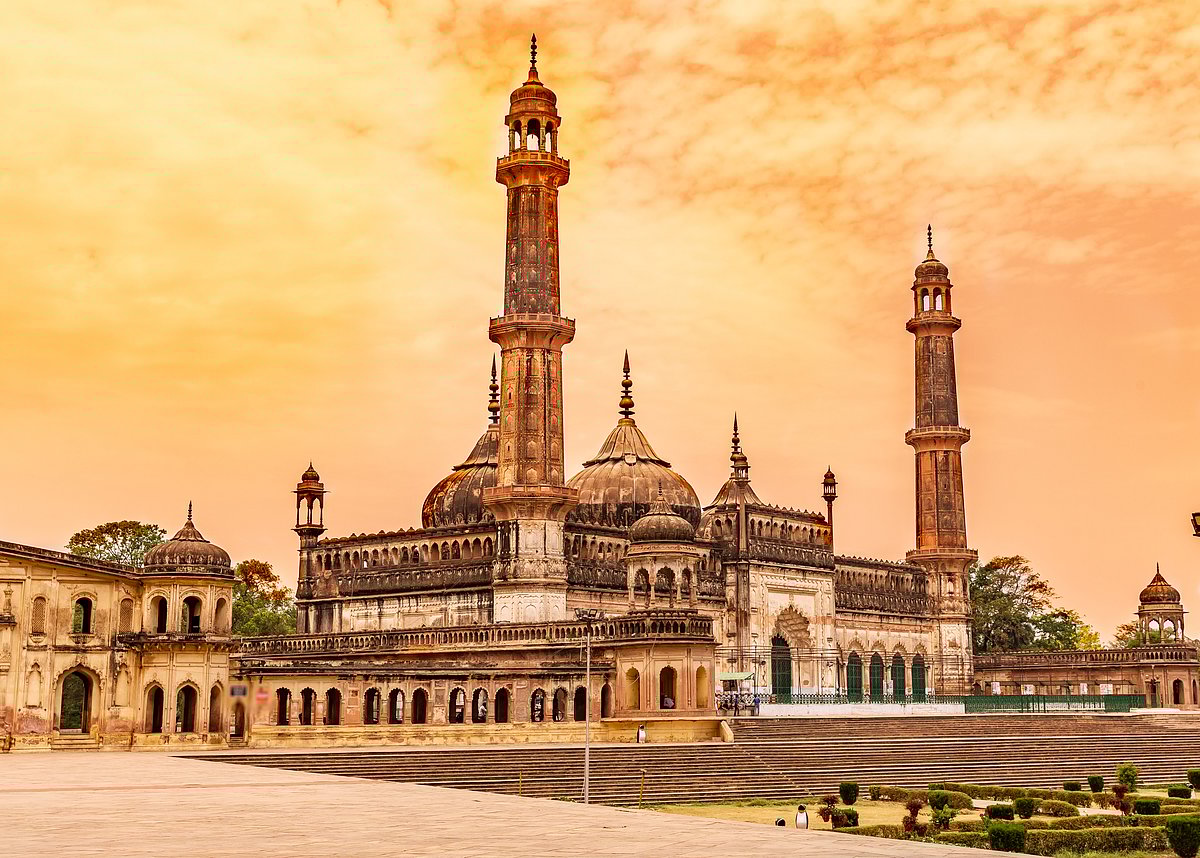 OT Itinerary: A Quick Guide To Lucknow, The City Of Nawabs