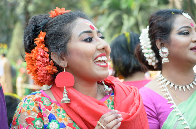 Here's Where You Can Experience The Festival Of Doljatra In Bengal