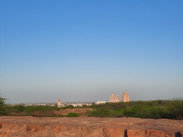 Time Warp: A Day Trip To The Mounds Of Rakhigarhi And Agroha