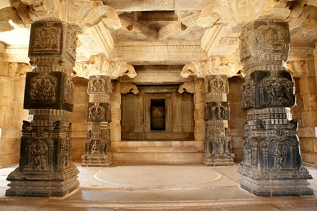 Ancient Ruins & Architecture of Erstwhile Vijayanagara