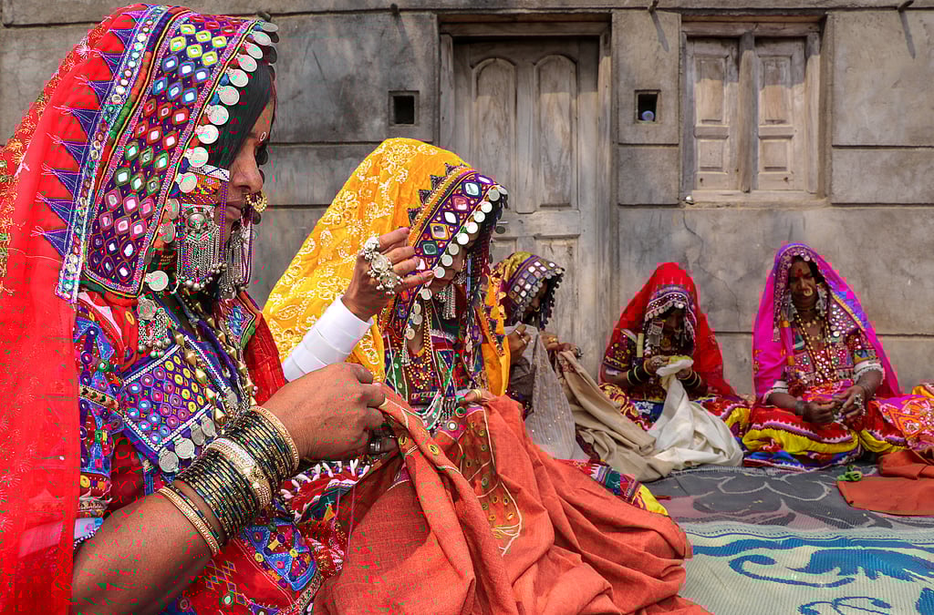 Saving The Arts: Preserving The Embroidery Craft Of Karnataka's Lambani ...
