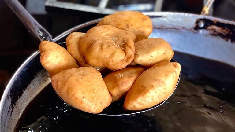 Top Places To Visit In Mangalore If You're A Foodie