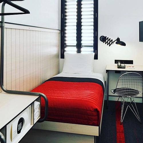 5 Smallest Hotel Rooms In The World