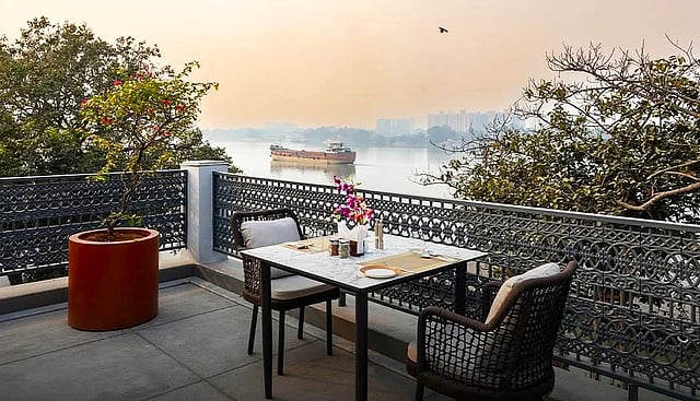 Best Riverside Restaurants In Kolkata For Stunning Views And Delicious Food