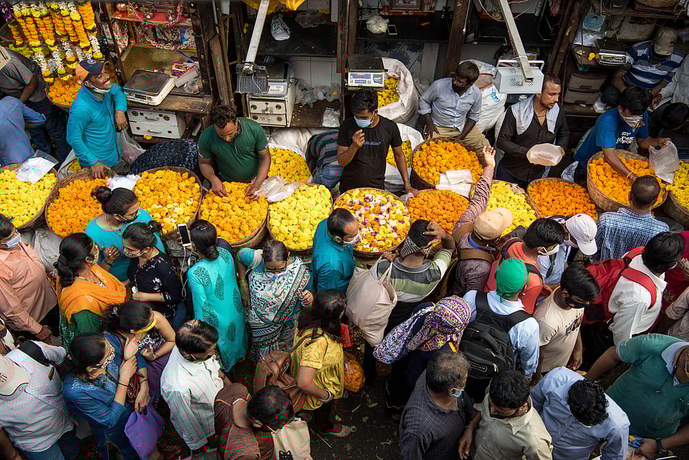 Be A Savvy Shopper: Seven Must-Visit Mumbai Markets