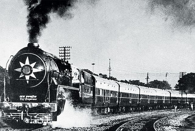 Taj Express, 1964