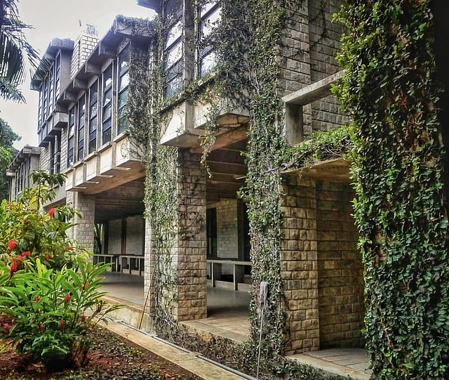 A Tour Of Architect BV Doshi's Most Iconic Buildings