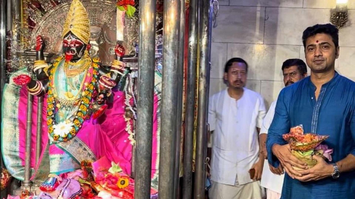 Dev: 'তারকা বলেই সব ছাড়' - দক্ষিণেশ্বর মন্দিরের ভিতর ছবি তুলে কটাক্ষের ...