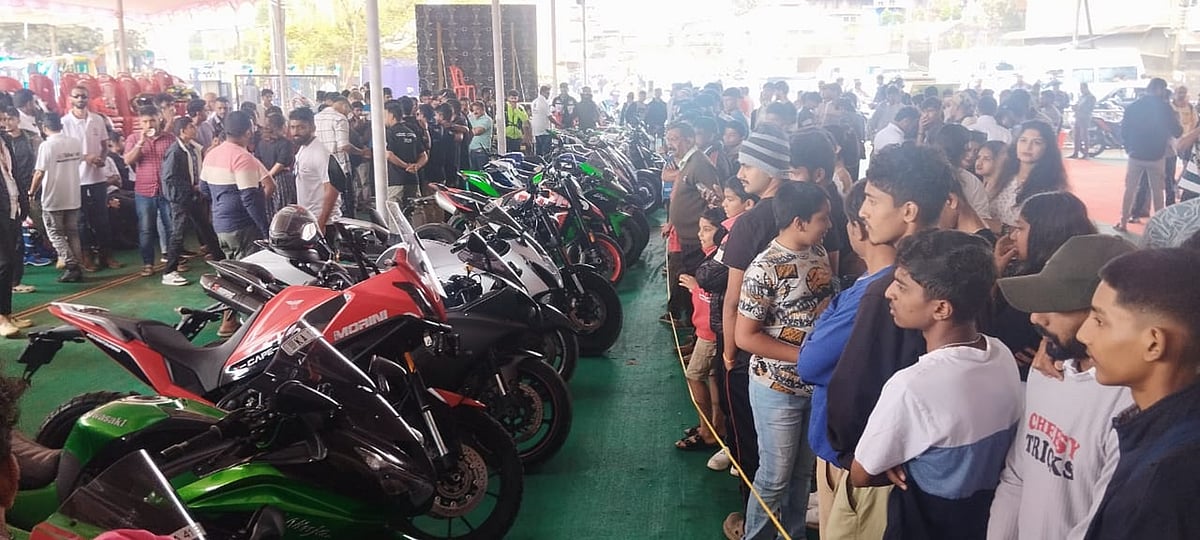 Super Bike Show: ಯುವ ಮನ ಸೆಳೆದ ಸೂಪರ್ ಬೈಕ್‌