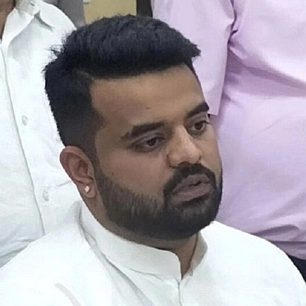 Prajwal Revanna Case: ಮಹಿಳೆ ಮೇಲೆ ಅತ್ಯಾಚಾರ ಪ್ರಕರಣ: ಪ್ರಜ್ವಲ್‌ಗೆ ಜೀವಾವಧಿ ...